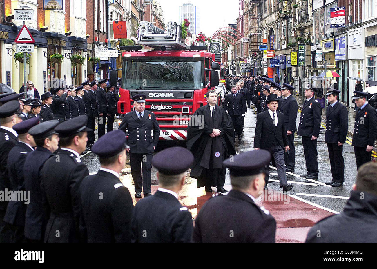 Family and colleagues for his funeral father of two bob miller hi-res ...