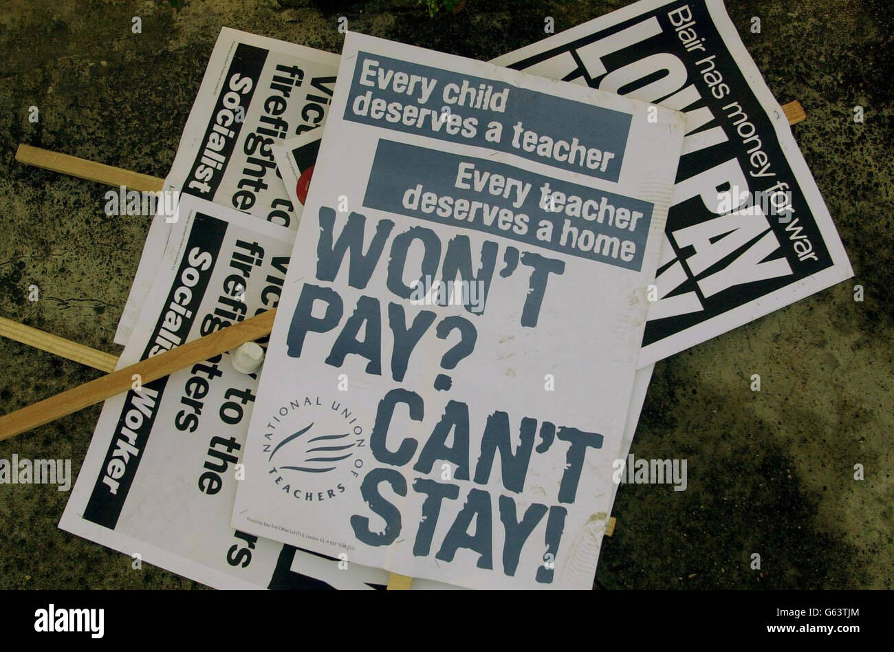 Education strike placards Stock Photo - Alamy