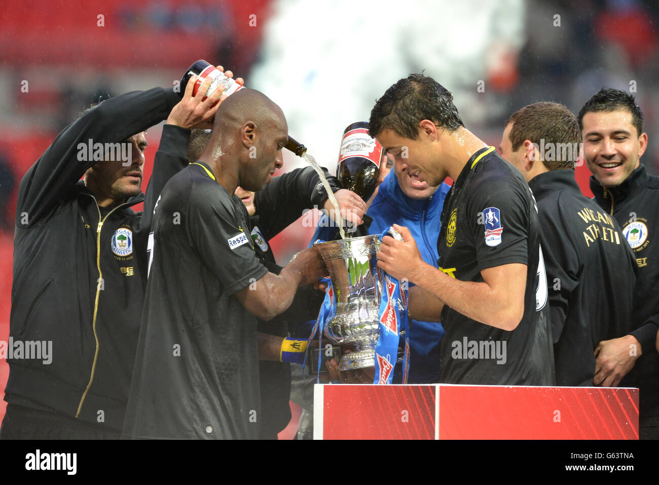 Emmerson boyce fa cup final hi-res stock photography and images - Alamy