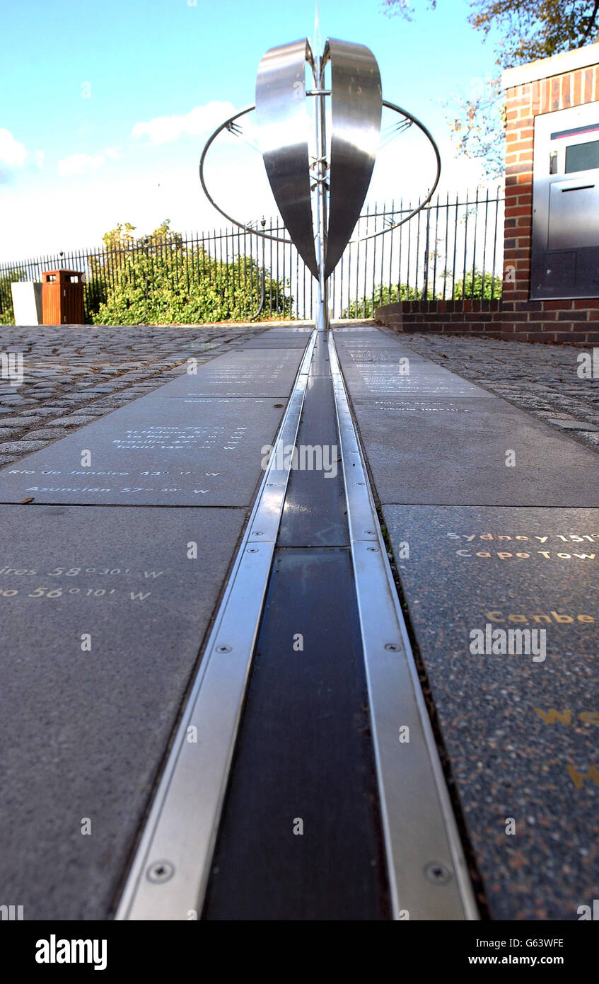 Meridian greenwich hi-res stock photography and images - Alamy