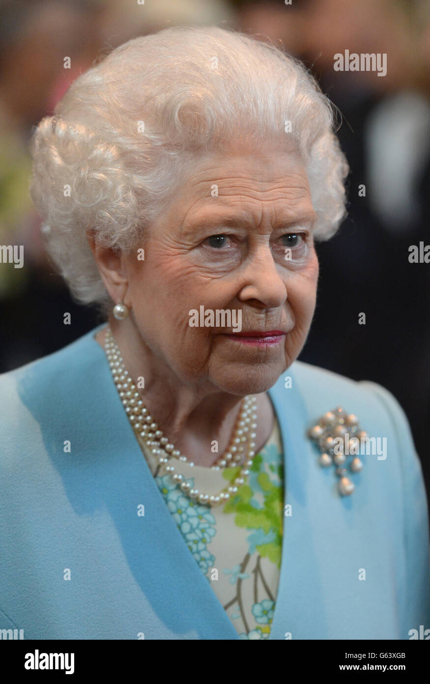 Royalty queen elizabeth ii temple church hi-res stock photography and ...