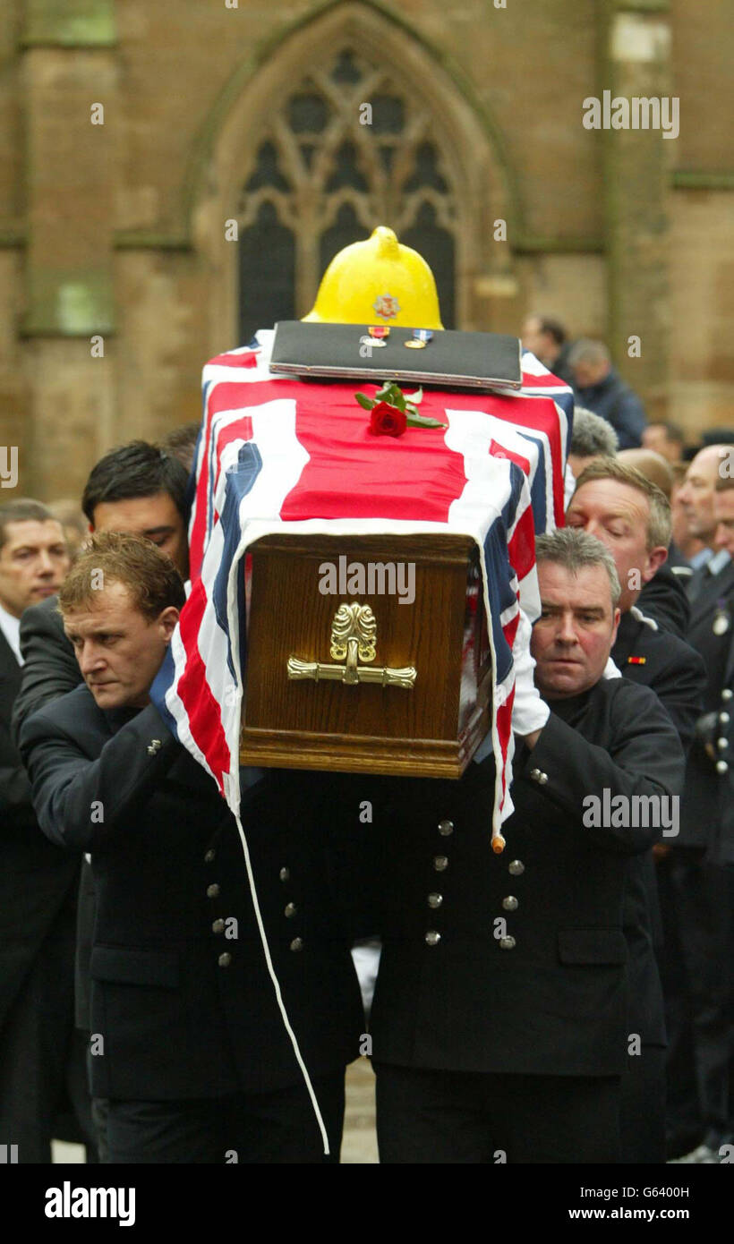 Procession coffin flag uniforms fire brigade emergency services ...