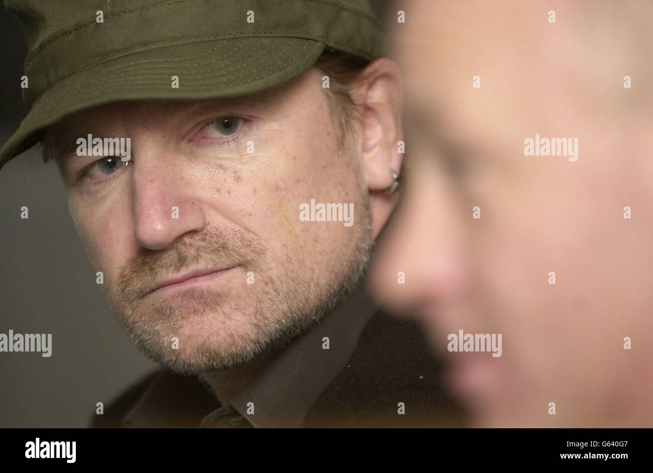 Frontman singer rock band u2 hi-res stock photography and images - Alamy