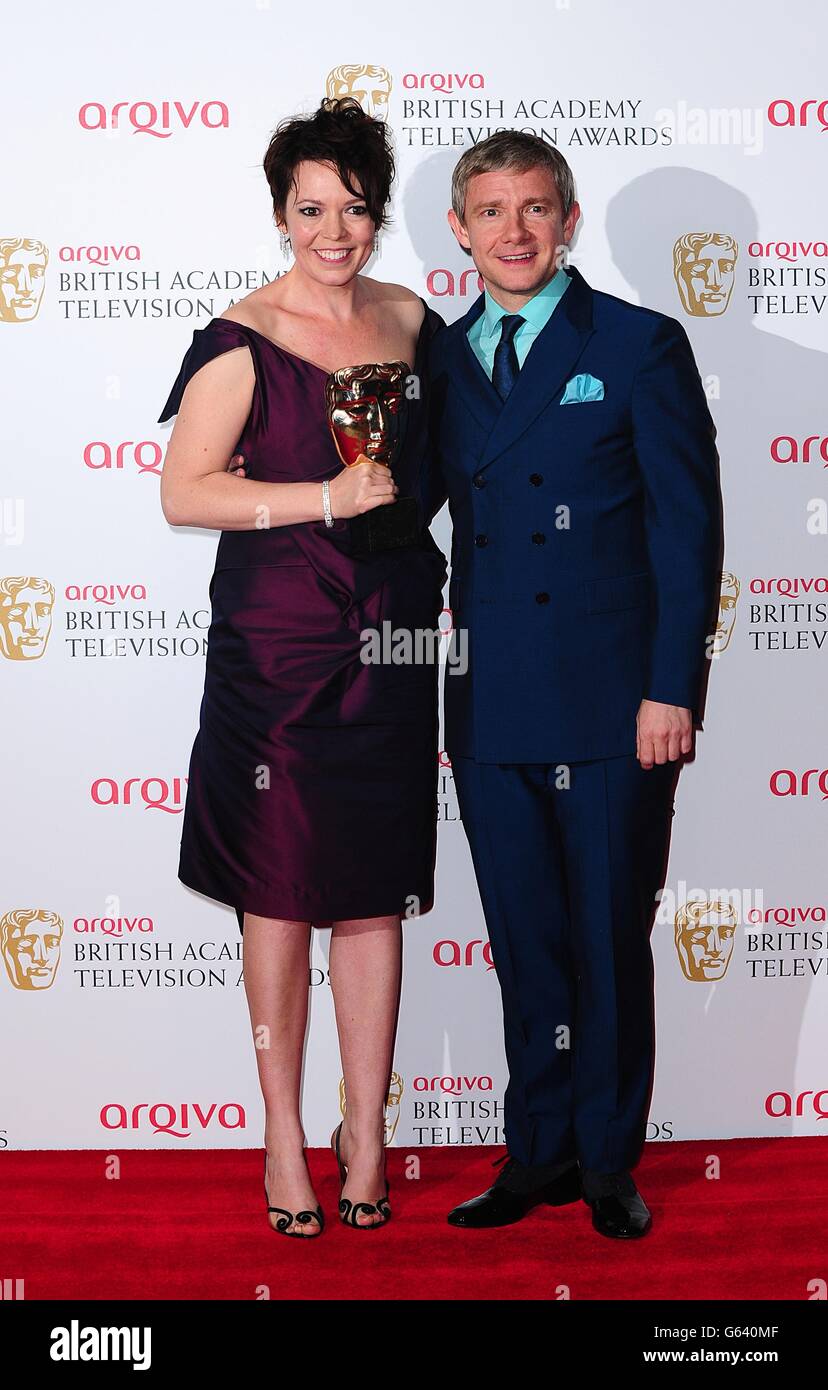 Olivia colman with the supporting actress award presenter martin ...