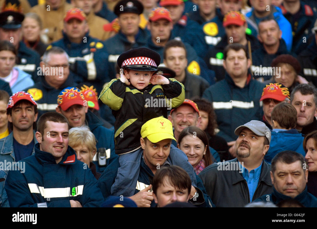 Firefighters strike fire brigade strike firemen crowd hi-res stock ...
