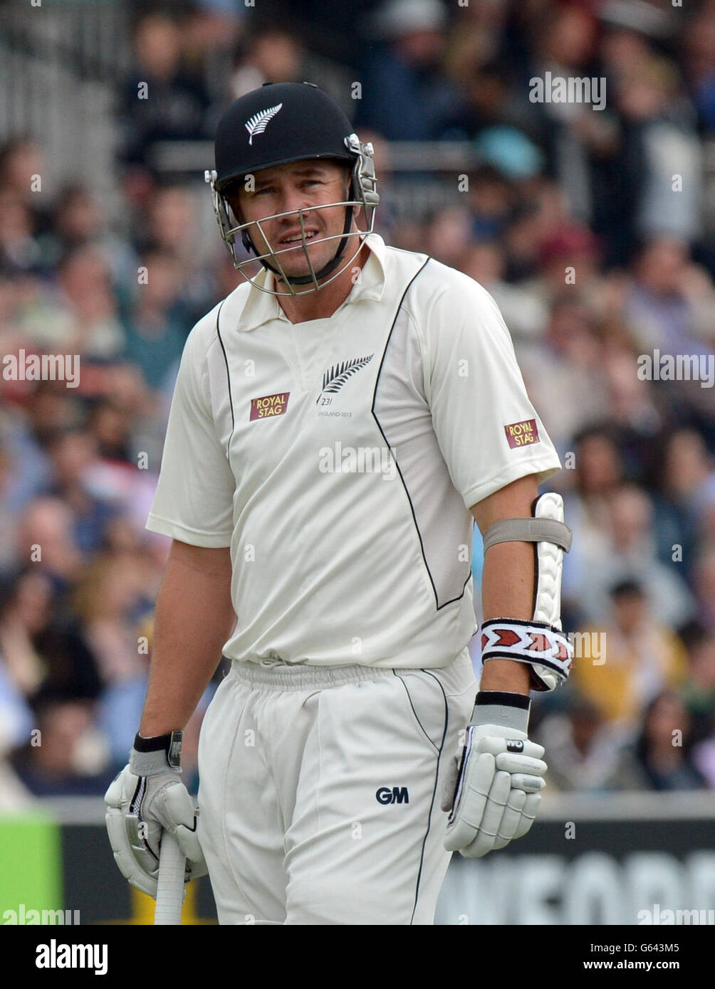 New Zealand's Peter Fulton leaves the field after losing his wicket for ...