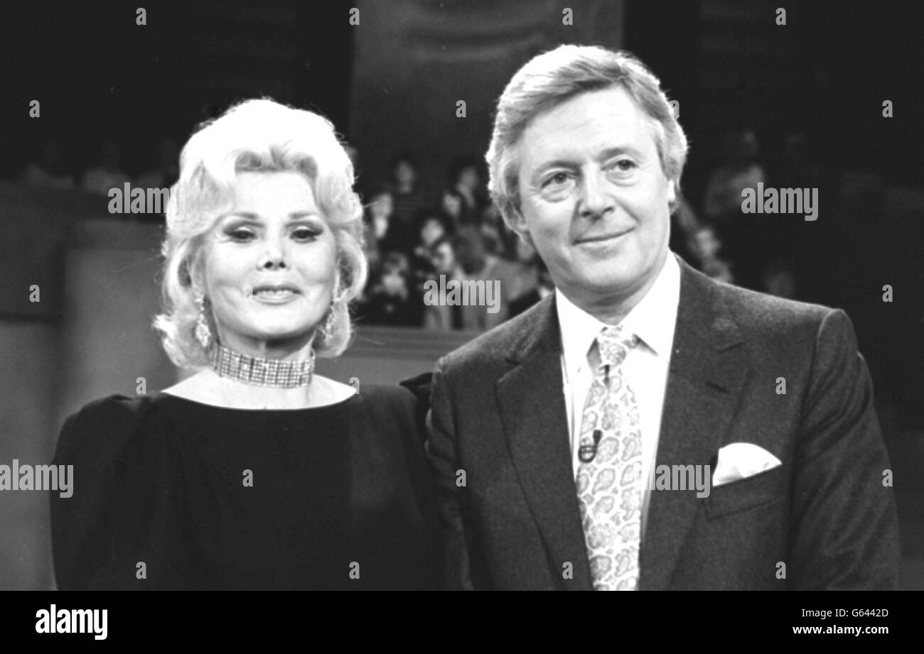 1 2 half length b w black and white smiling necklace gaborsearch hi-res ...