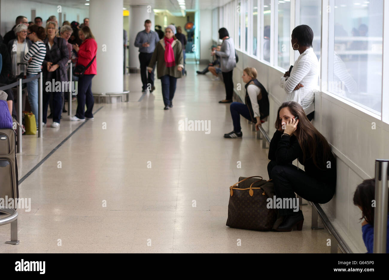BA plane makes emergency landing Stock Photo - Alamy