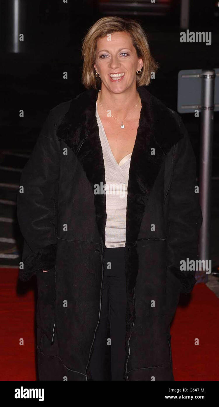 Sally gunnell athlete hi-res stock photography and images - Alamy