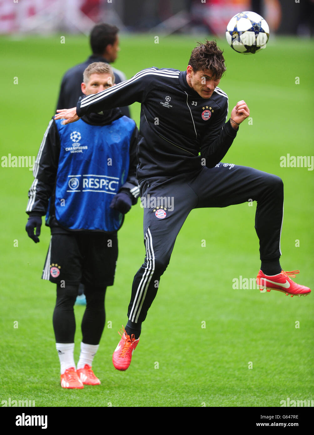 Bayern munich during a training session at wembley stadium hi-res stock ...