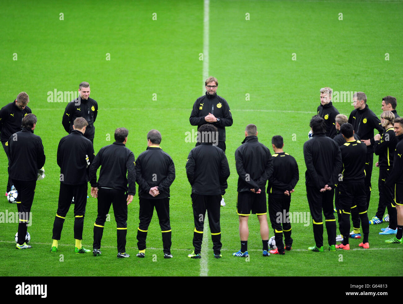 Borussia dortmund coach jurgen klopp hi-res stock photography and ...