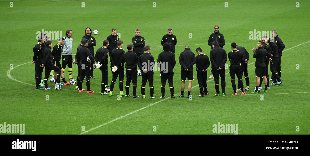 Borussia dortmund manager jurgen klopp hi-res stock photography and ...