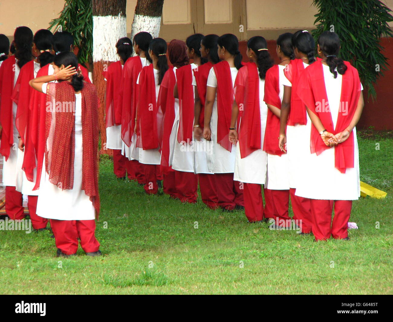 Queue queues hi-res stock photography and images - Alamy