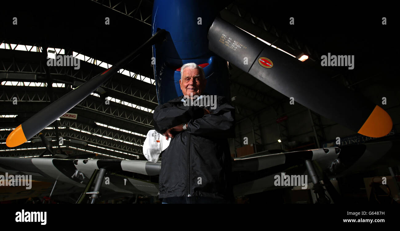 Second world war fighter pilot bud anderson hi-res stock photography ...