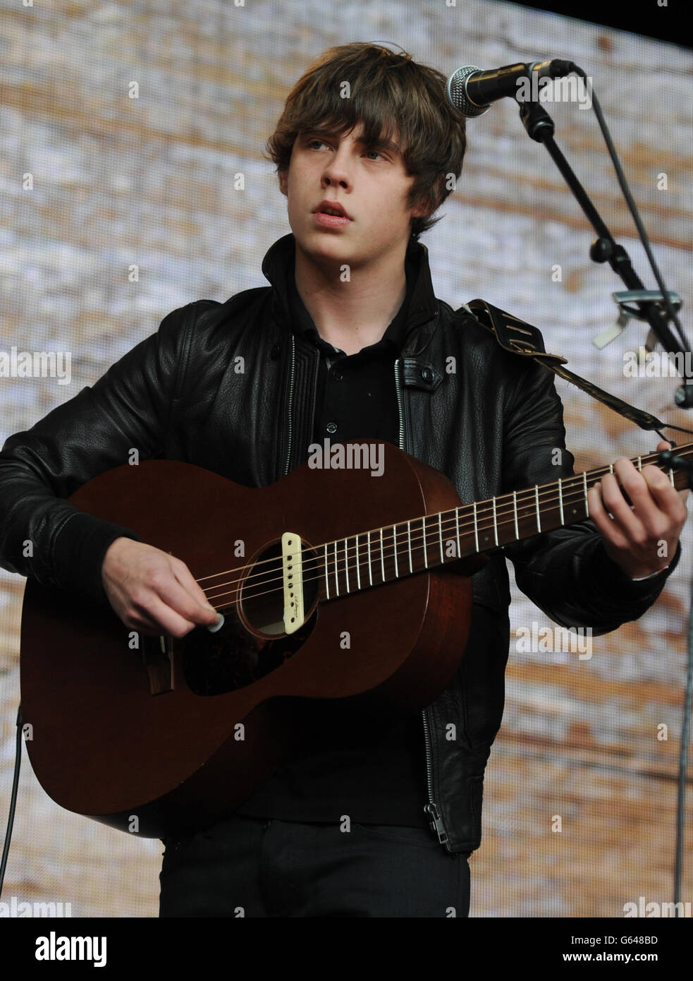 Jake bugg performs outside tate modern hi-res stock photography and ...