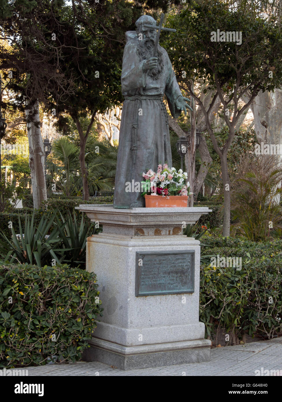 Cadiz statue hi-res stock photography and images - Alamy