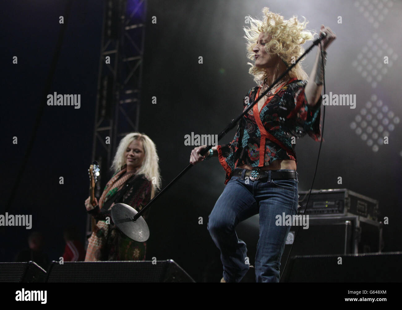 Megan Thomas (left) and Shannon Conley of Lez Zeppelin performing at ...
