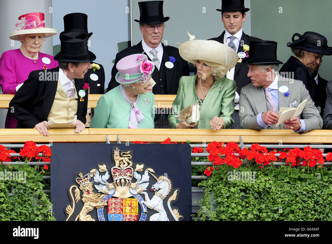 Queen Elizabeth II views horses in the Parade Ring ahead of The Prince ...