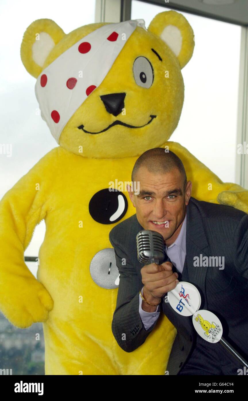 Vinnie jones children in need hi-res stock photography and images - Alamy