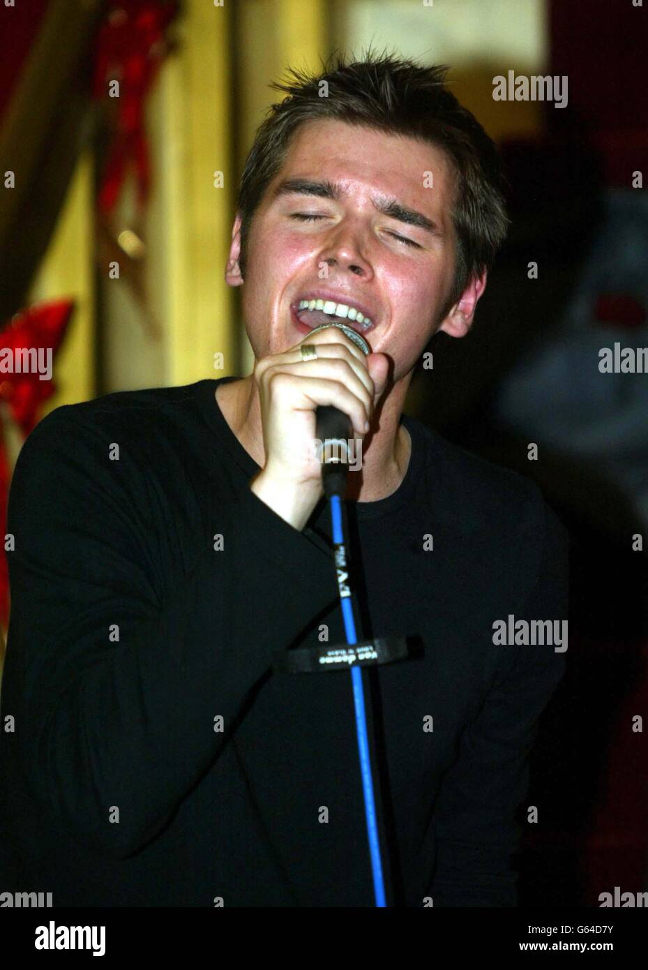 Remaining fame academy student david sneddon hi-res stock photography ...