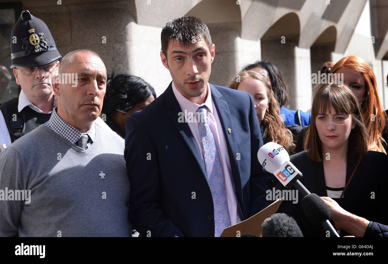 Tia sharp murder hi-res stock photography and images - Alamy