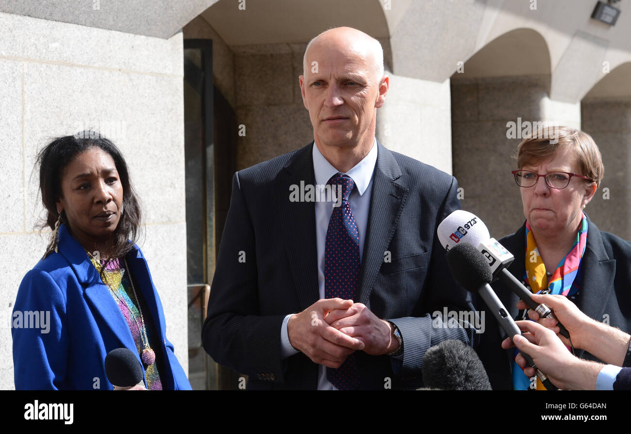 DCI Nick Scola makes a statement to the media outside the Old Bailey in ...