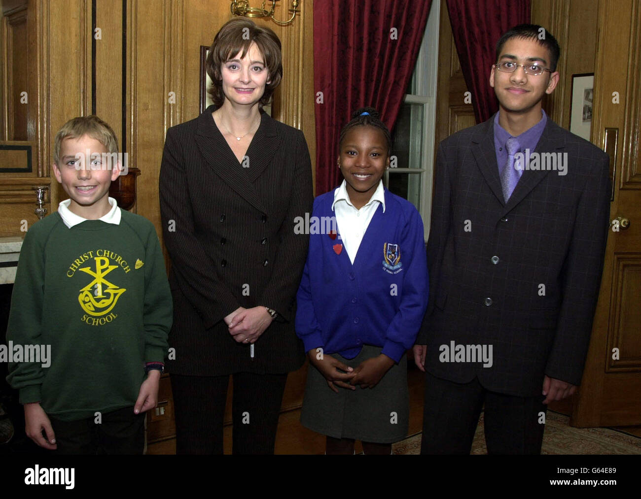Cherie blair with l r peter judge hi-res stock photography and images ...