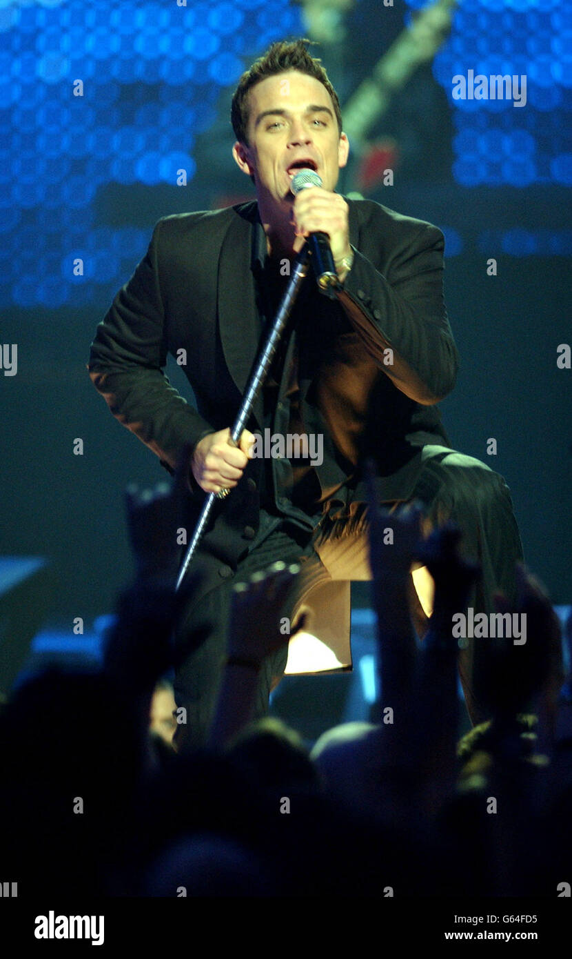 Robbie williams during the mtv europe music awards hi-res stock ...