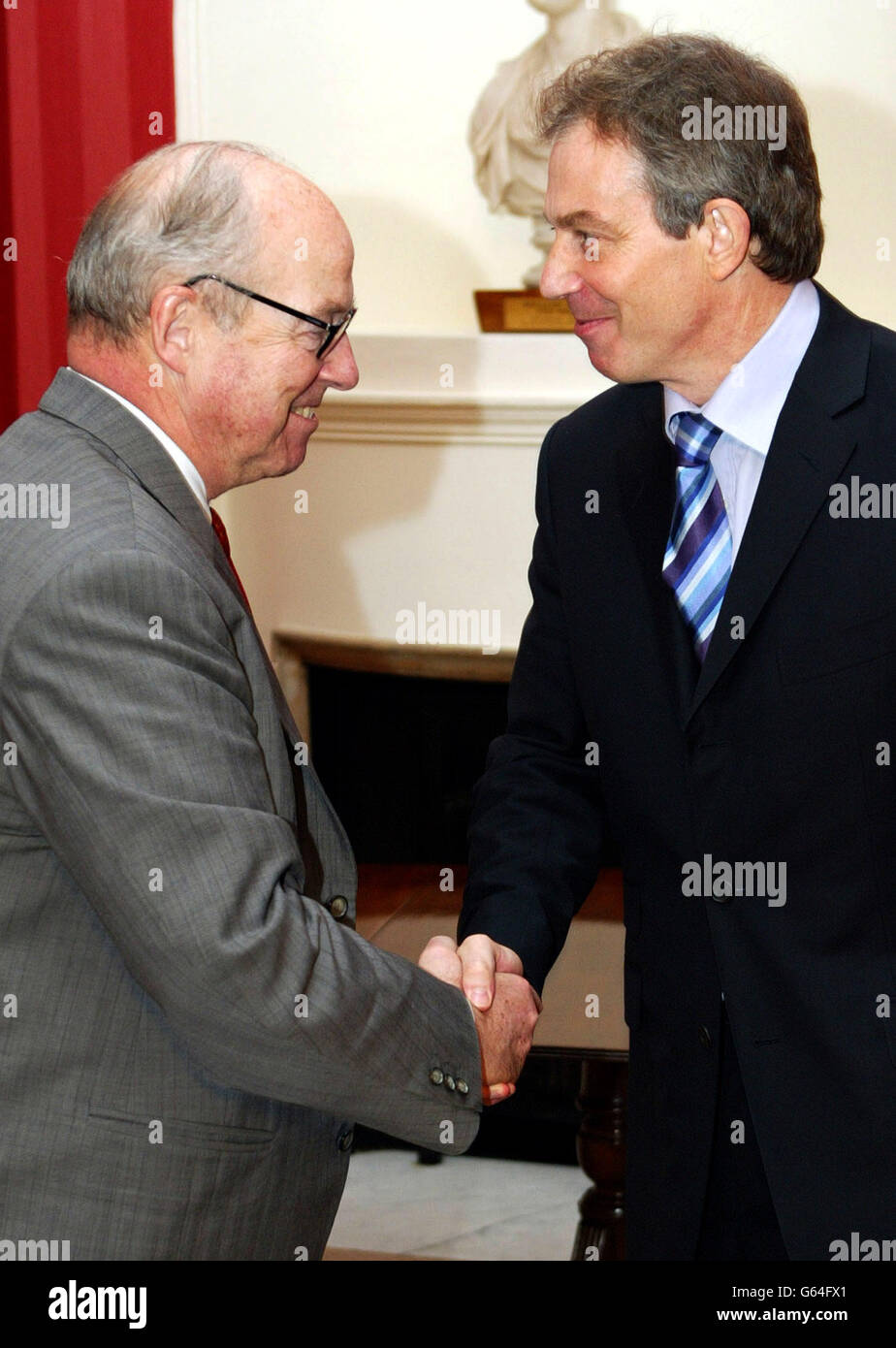 Weapons mass destruction inspector hi-res stock photography and images ...