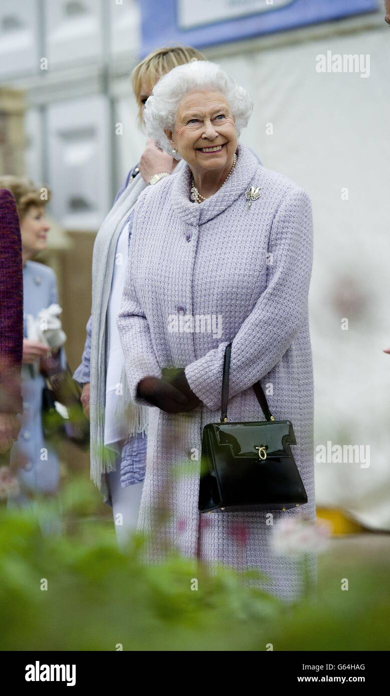 Queen Elizabeth II visits the Chelsea Flower Show in London Stock Photo ...