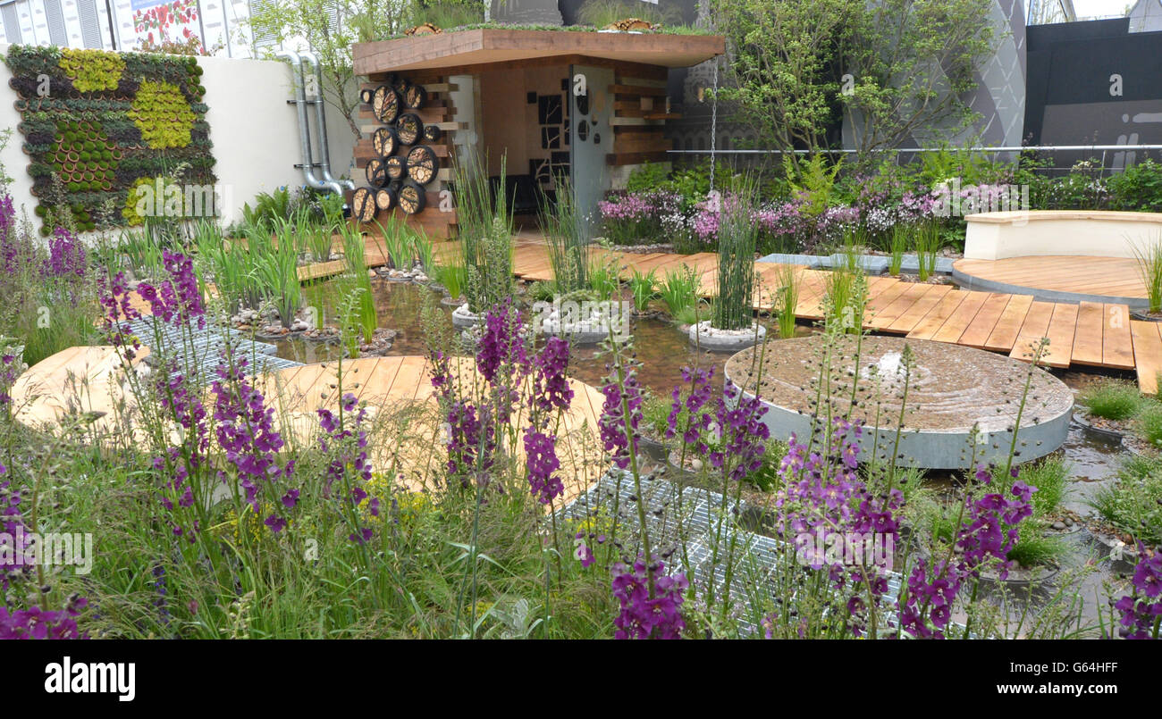 A general view of the Royal Bank of Canada's RBC Blue water Roof Garden ...