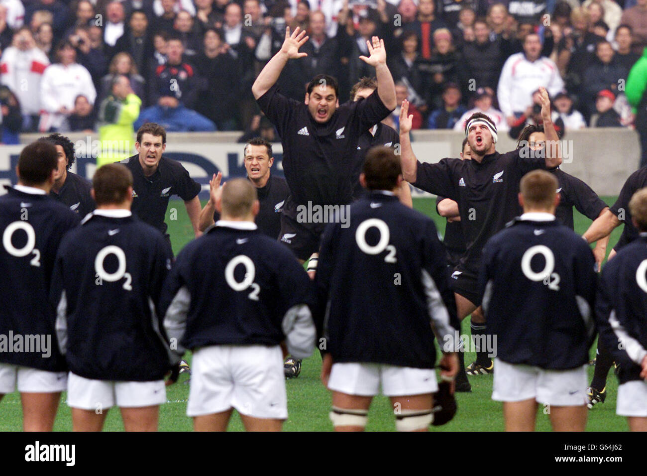 Taine randell leads the haka hi-res stock photography and images - Alamy