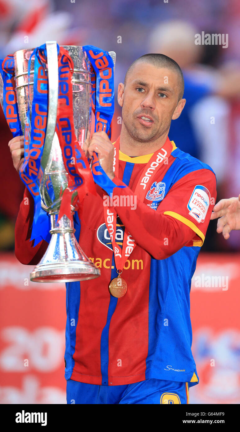 Kevin phillips watford hi-res stock photography and images - Alamy