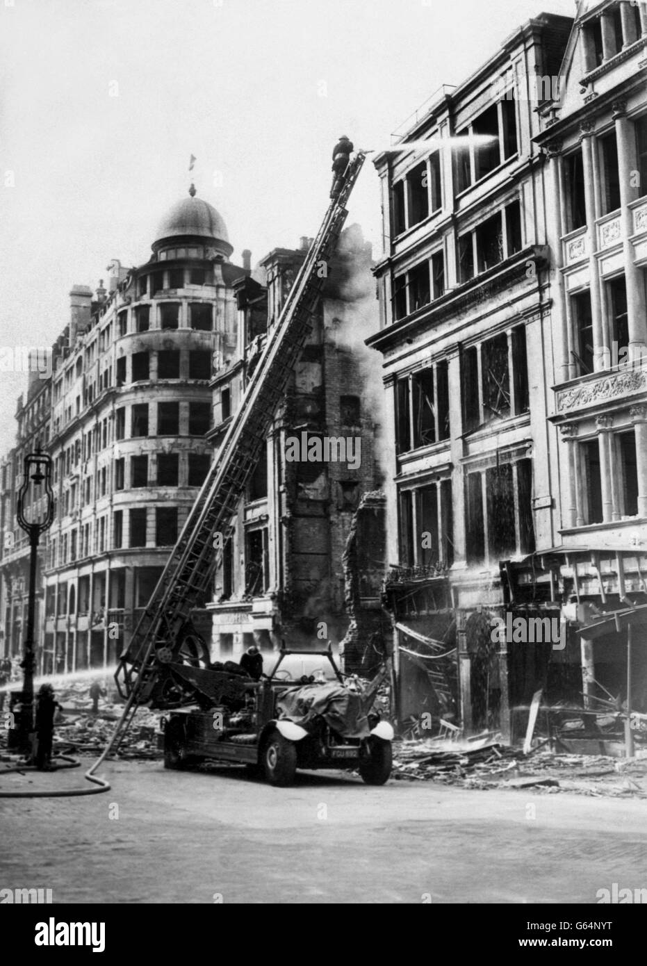 World war ii bomb damage london hi-res stock photography and images - Alamy