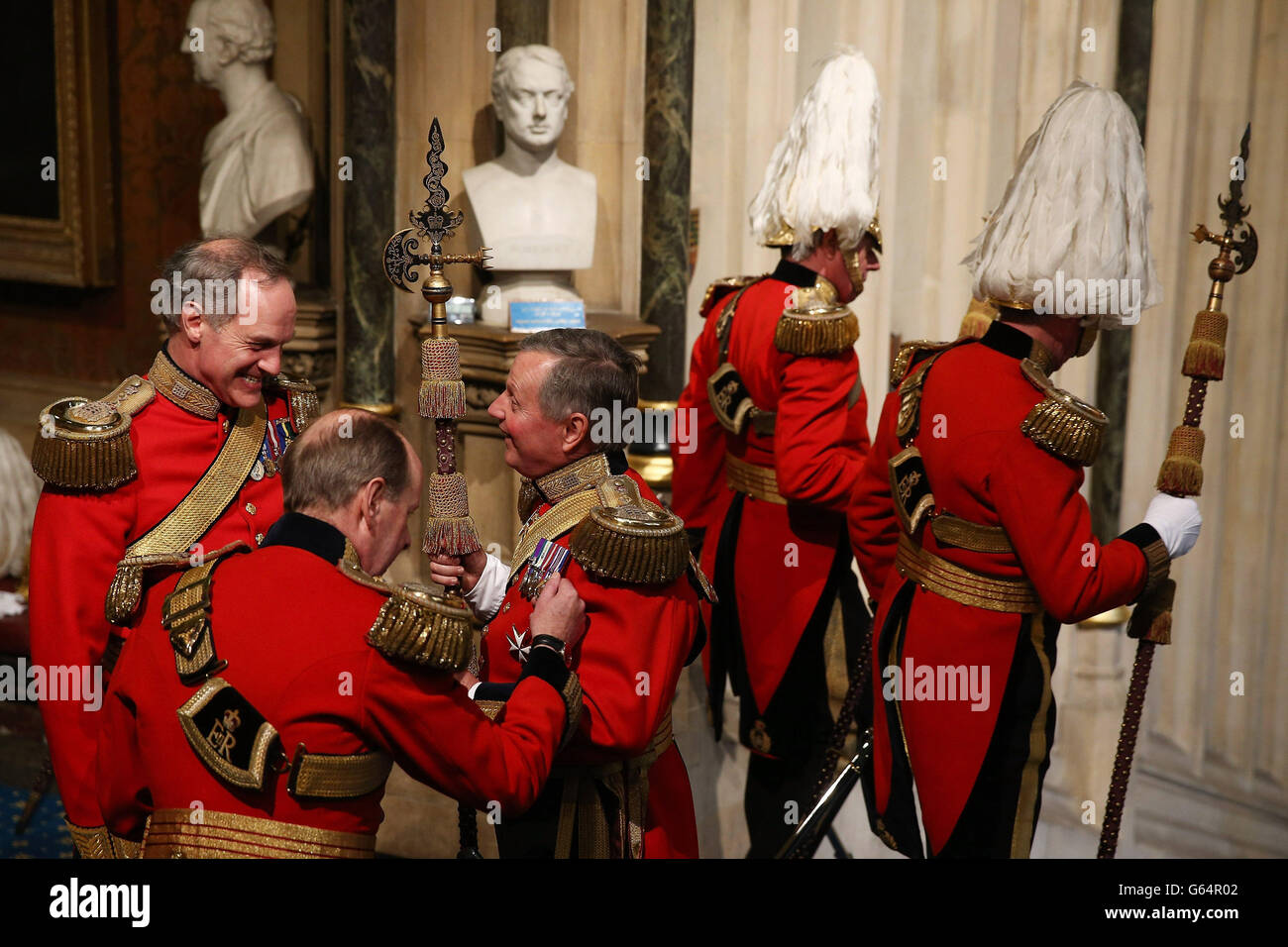 Her majestys body guard hi-res stock photography and images - Alamy