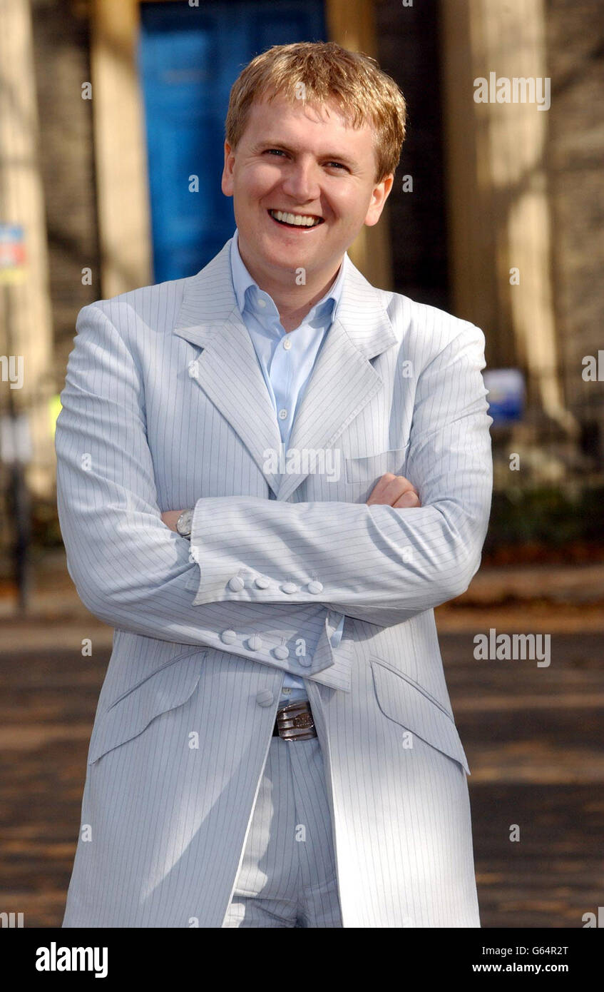 Singer aled jones hi-res stock photography and images - Alamy