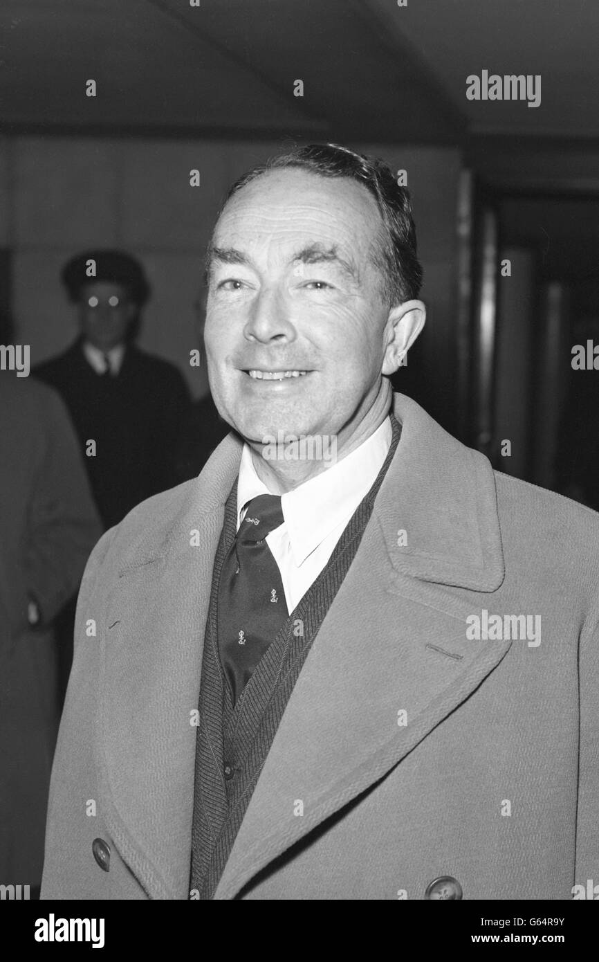 Harold macmillan prime minister Black and White Stock Photos & Images ...