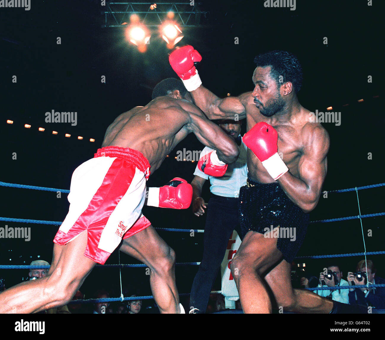 Nigel benn chris eubank hi-res stock photography and images - Alamy