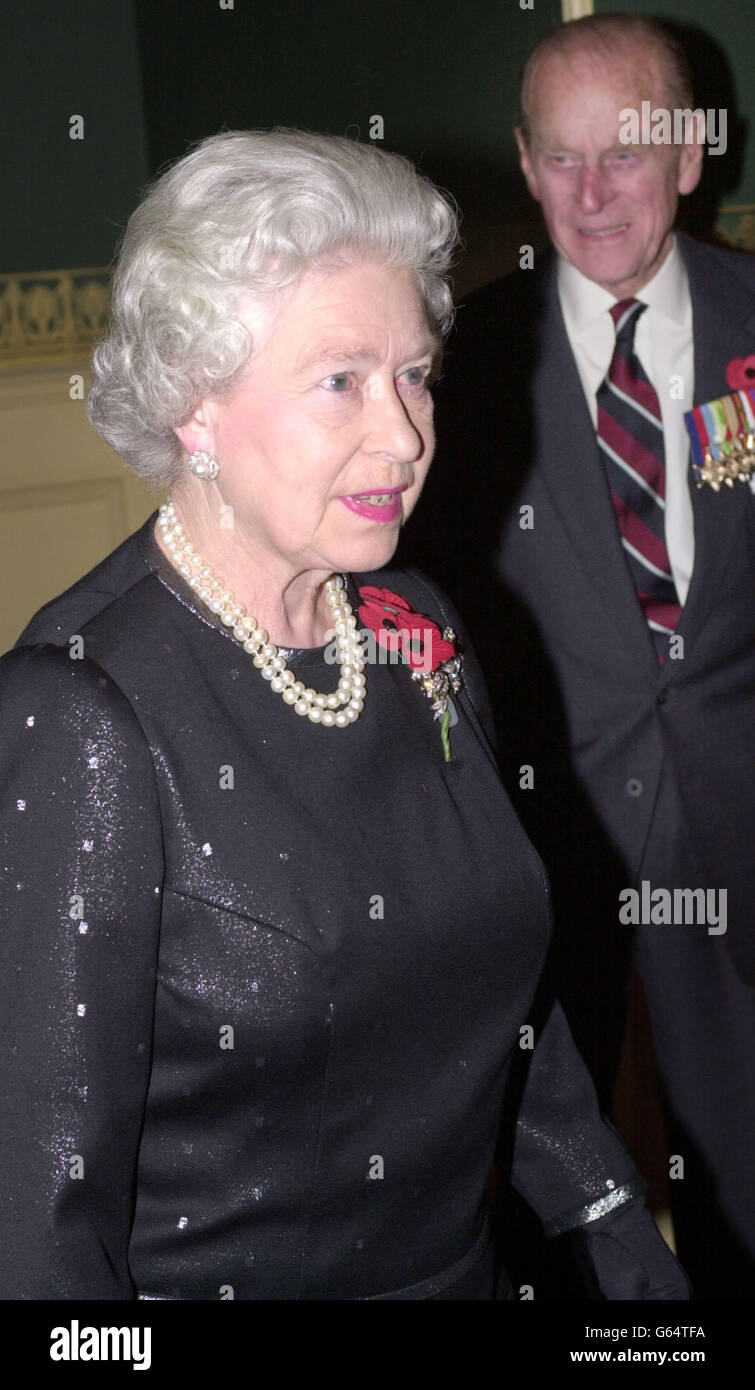 Queen Festival of Remembrance Stock Photo - Alamy
