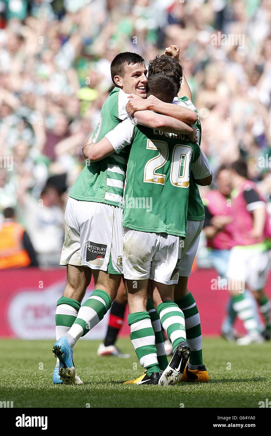 Yeovil towns kevin dawson hi-res stock photography and images - Alamy