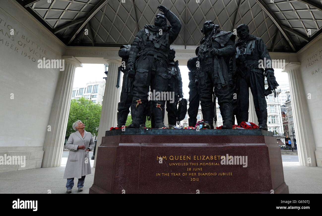 Dench memorial hi-res stock photography and images - Alamy
