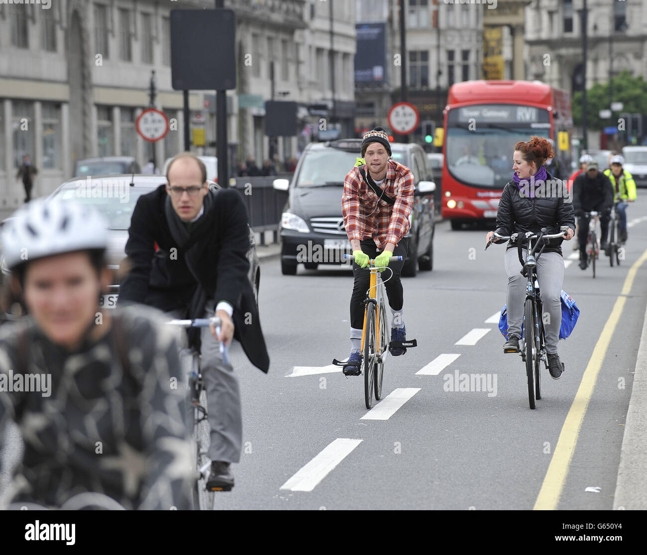 Cycle commuting stock Stock Photo - Alamy