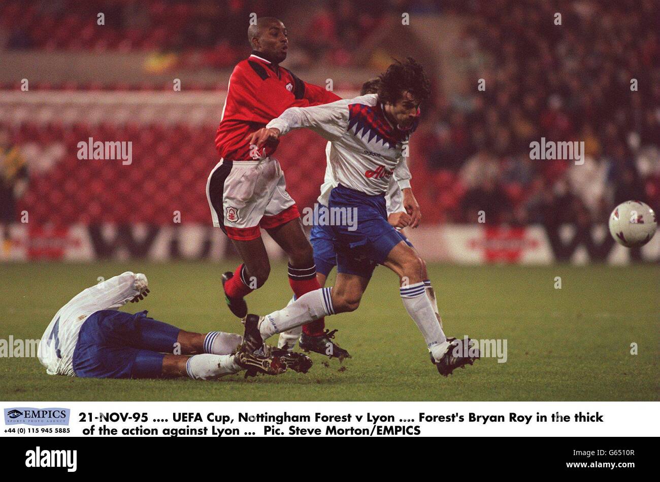 21 nov 95 uefa cup hi-res stock photography and images - Alamy