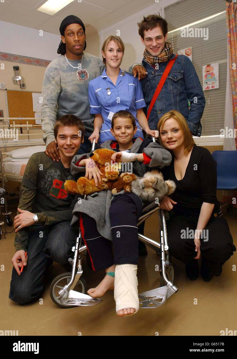 The four remaining Fame Academy contestants, back row; Lemar (left) and ...