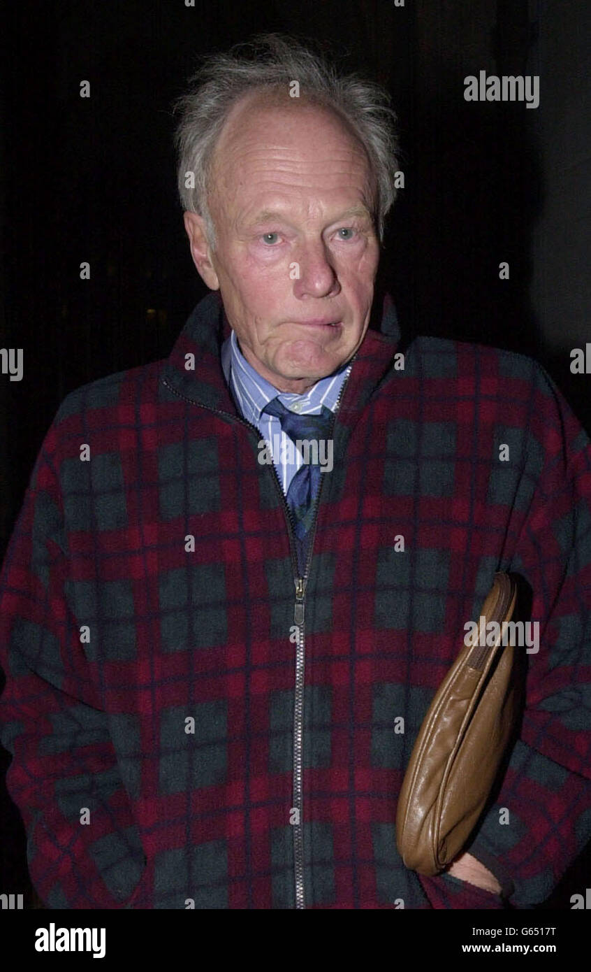 St georges hill weybridge hi-res stock photography and images - Alamy