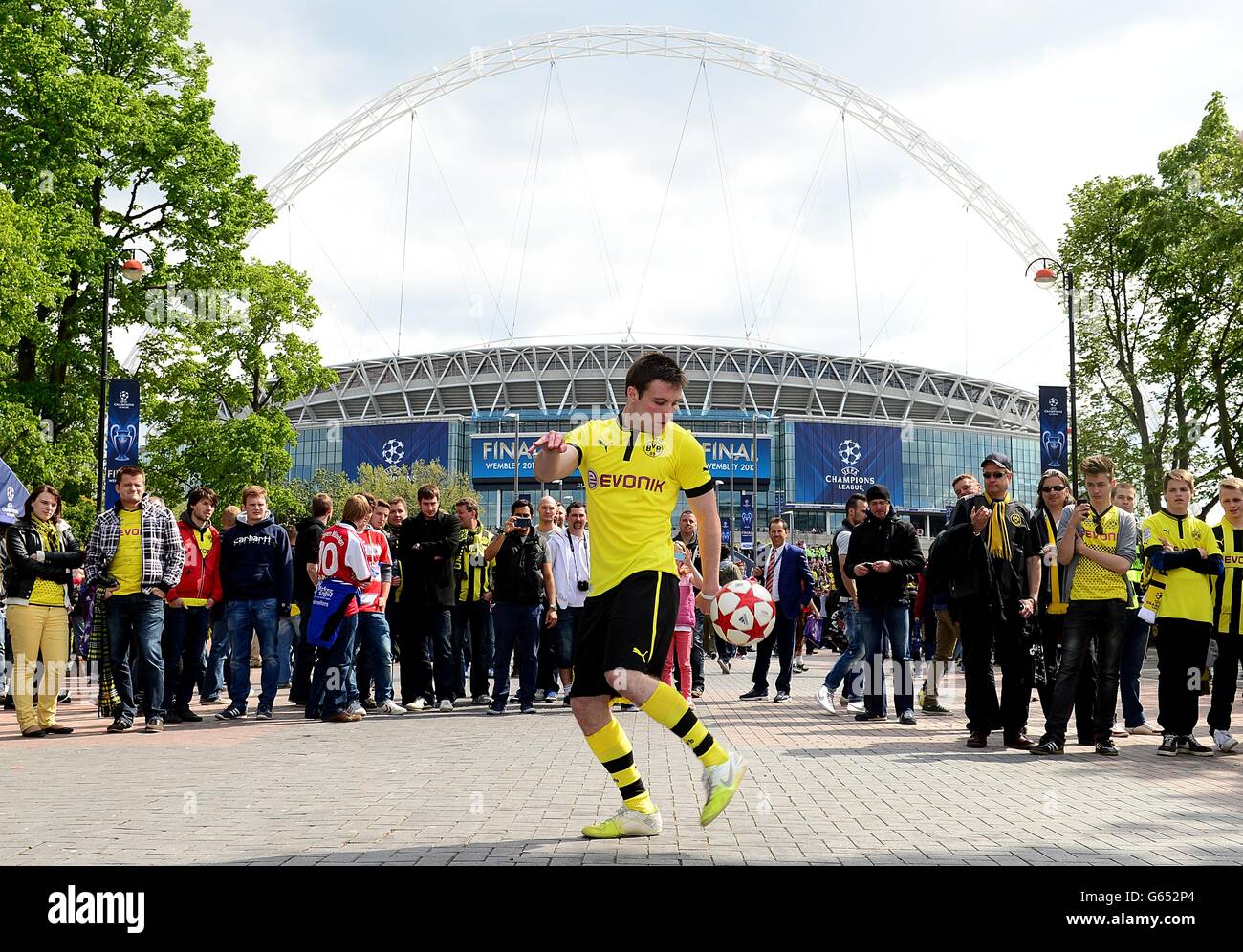 Dortmund football stadium hi-res stock photography and images - Alamy