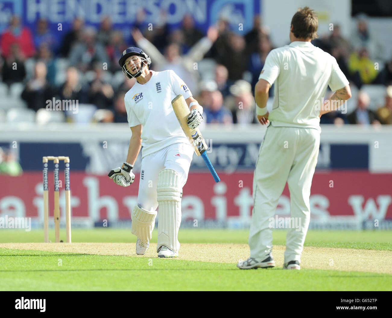 Cricket second test new hi-res stock photography and images - Alamy
