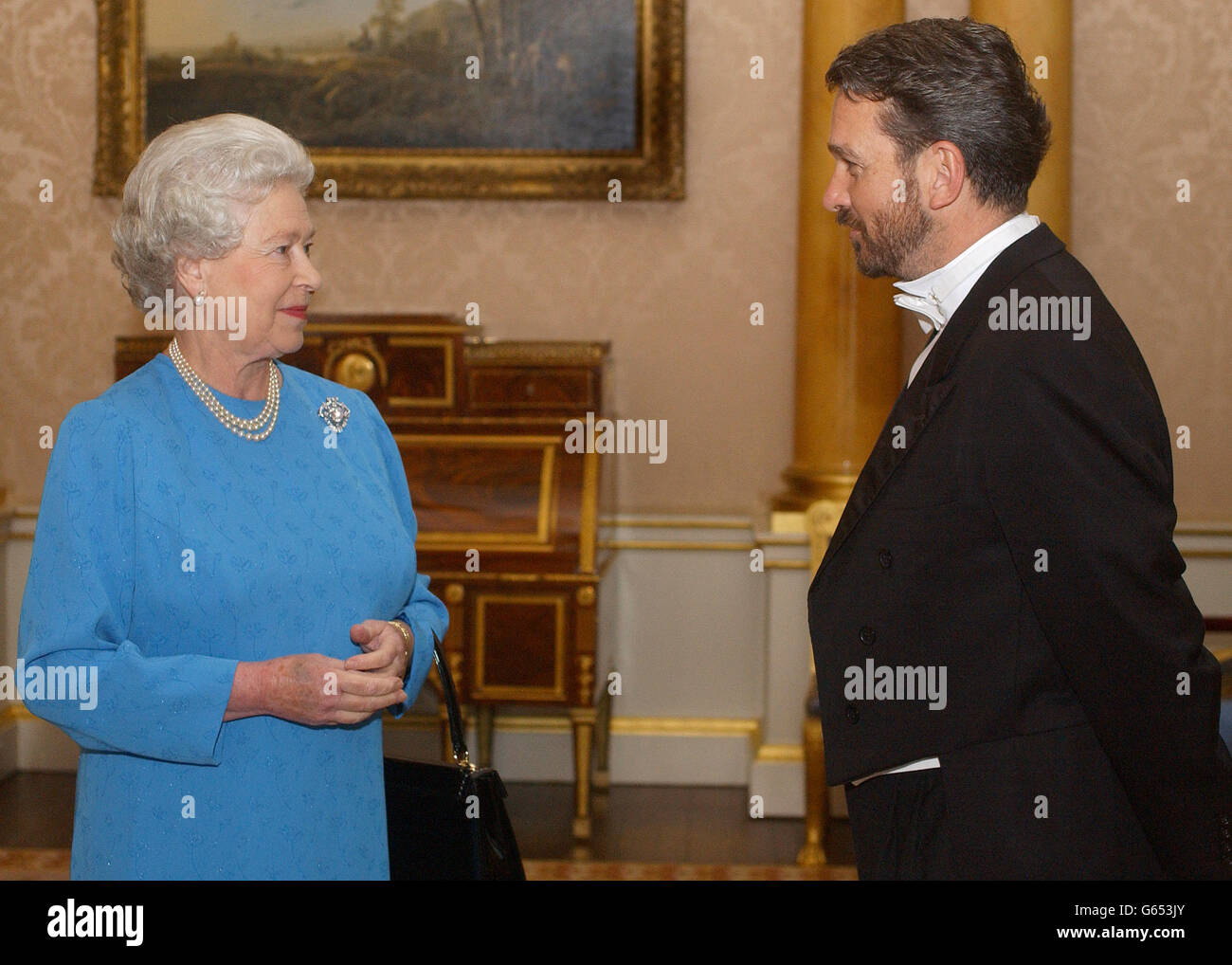 The Queen Receives Mr Josip Paro Stock Photo - Alamy
