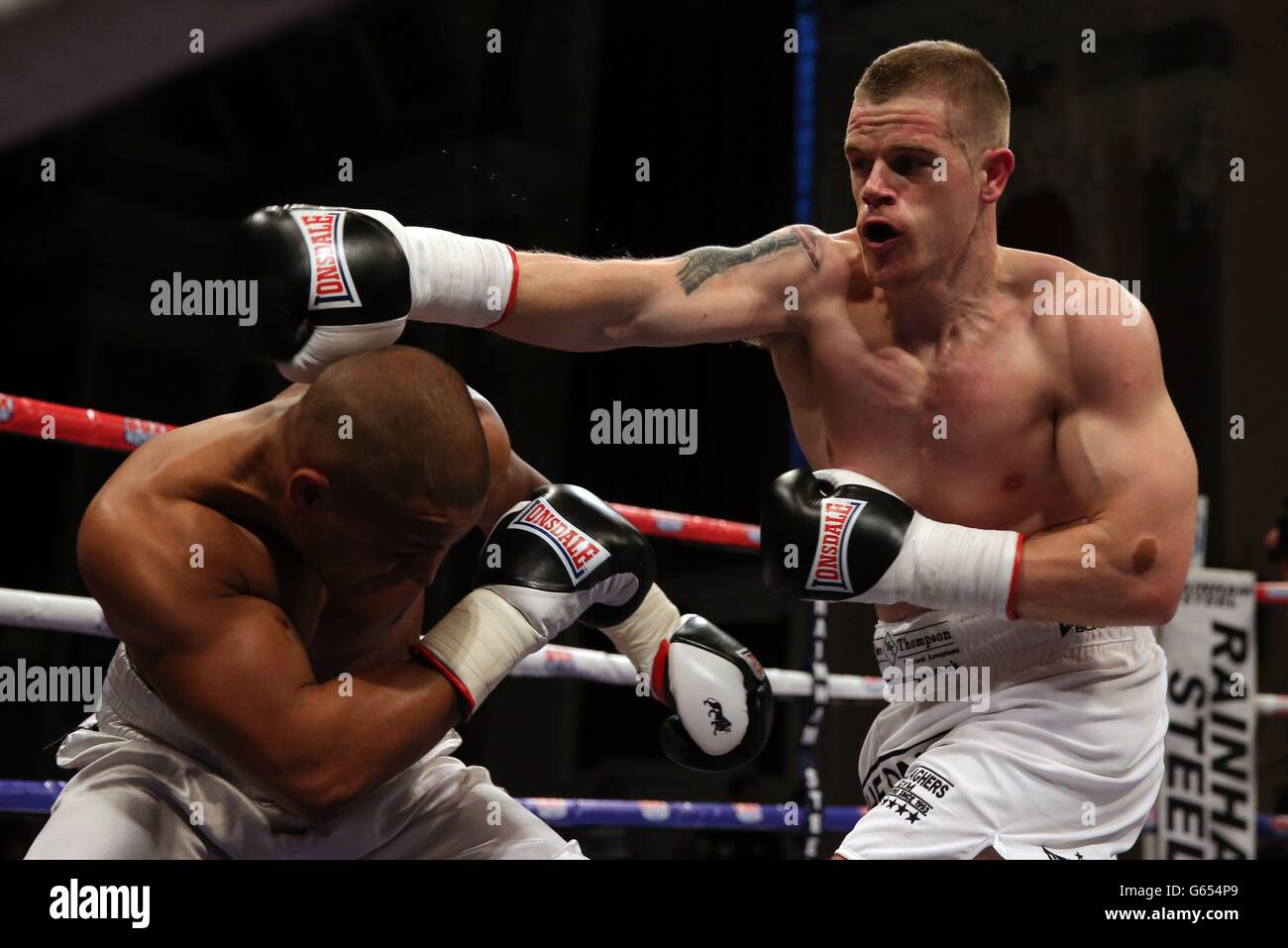 Boxing - Walsall Town Hall Stock Photo - Alamy