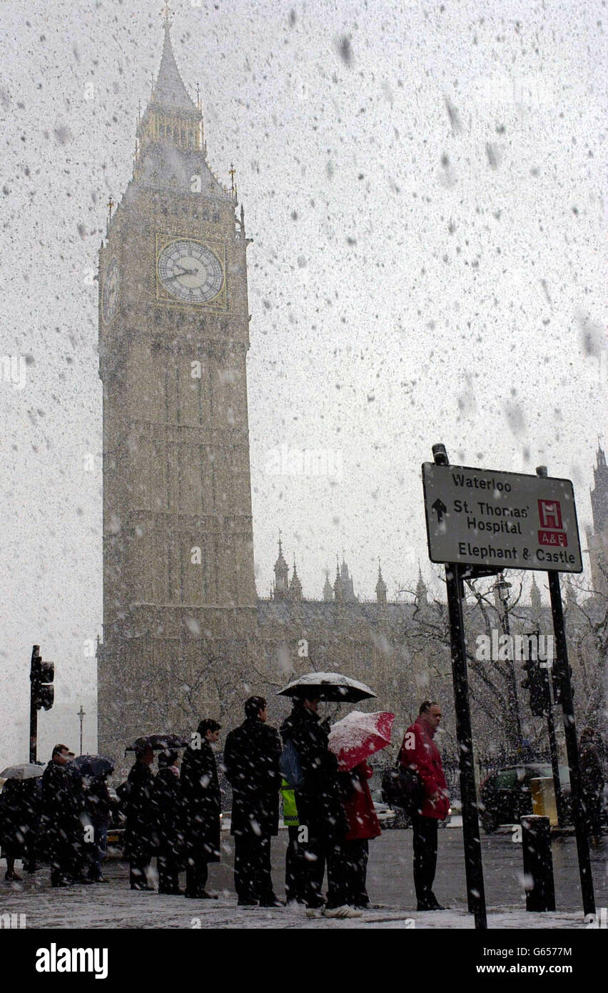 London Snow storm Stock Photo - Alamy